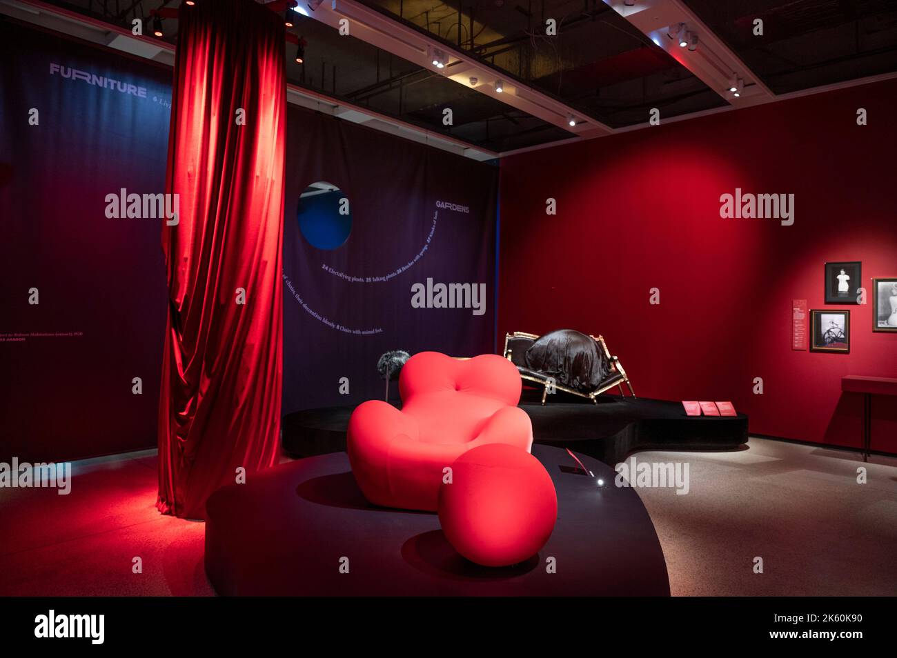 Surrealist exhibition hi-res stock photography and images - Alamy