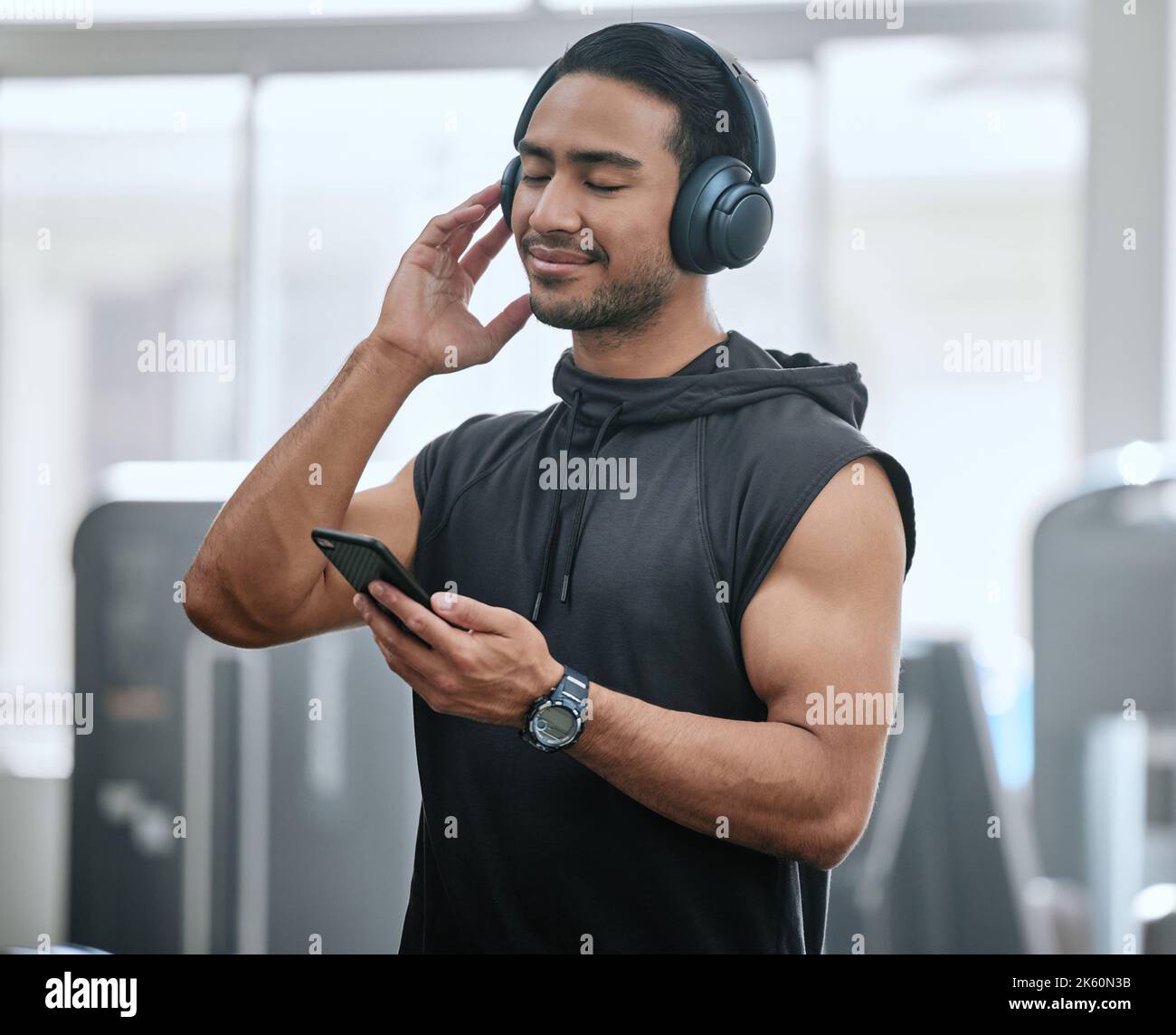 Asian trainer gym hi-res stock photography and images - Alamy