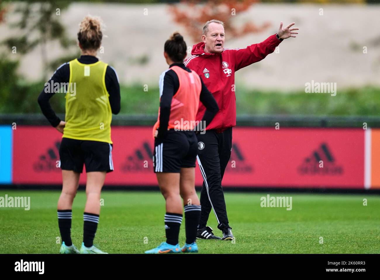 Rotterdam - 10/10/2022, Rotterdam - Head Coach Danny Mulder of ...