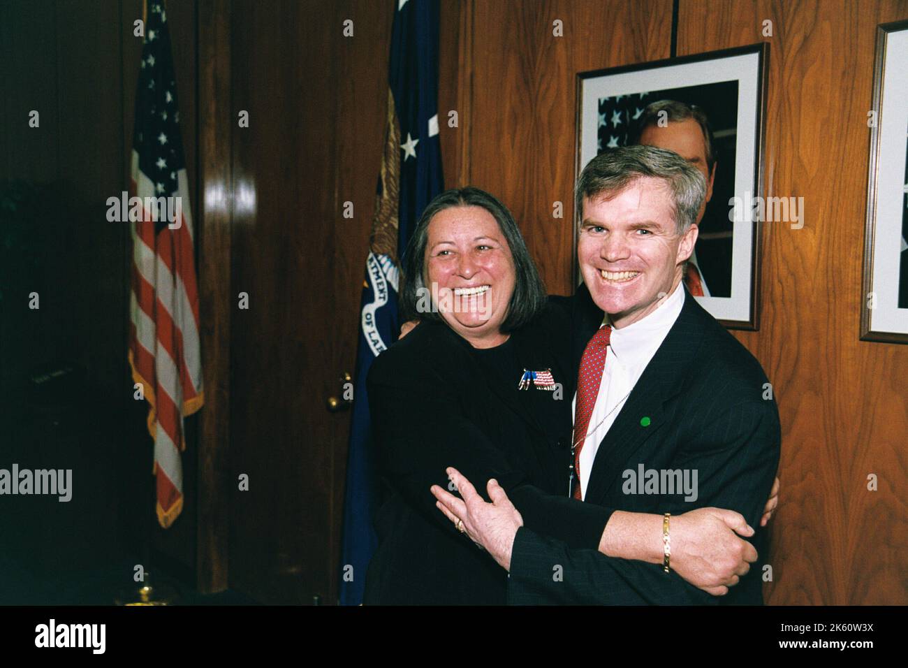 Office of the Secretary - Secretary Elaine Chao Presents Certificate to ...