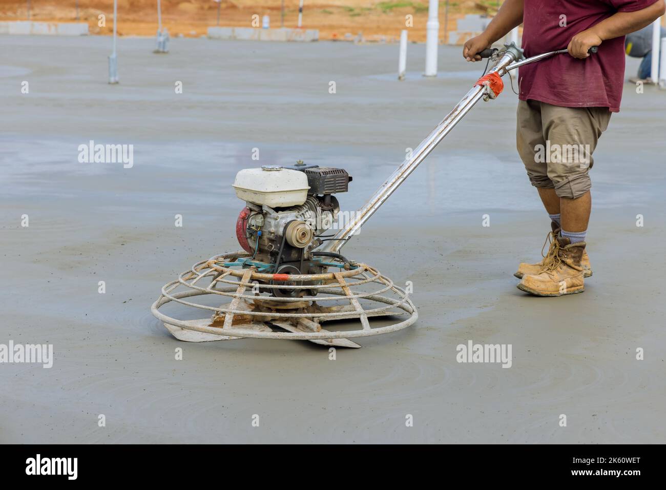 An process for polishing and leveling cement screed mortar floors at ...