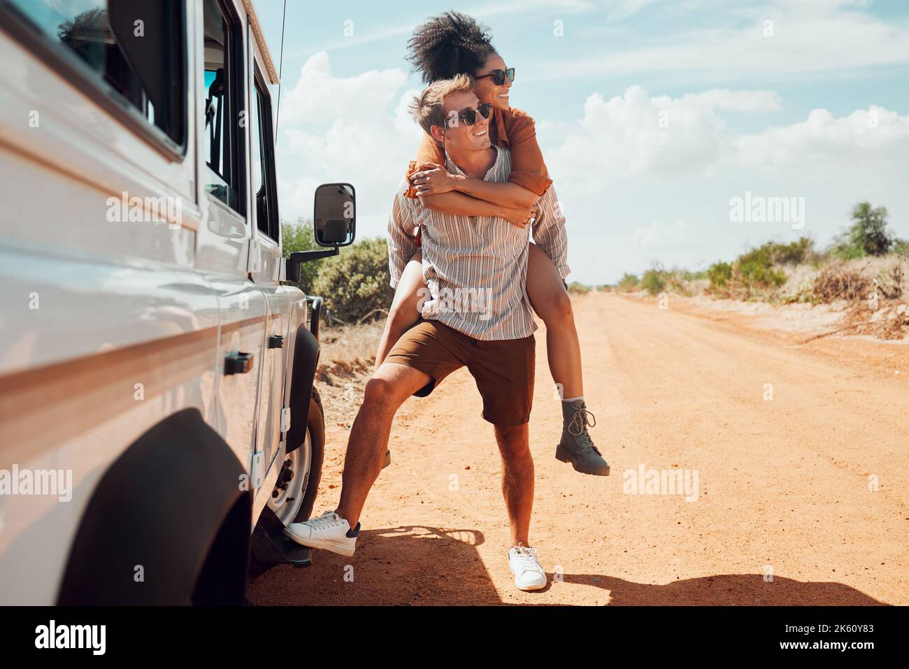Piggy back truck transport hi-res stock photography and images - Alamy