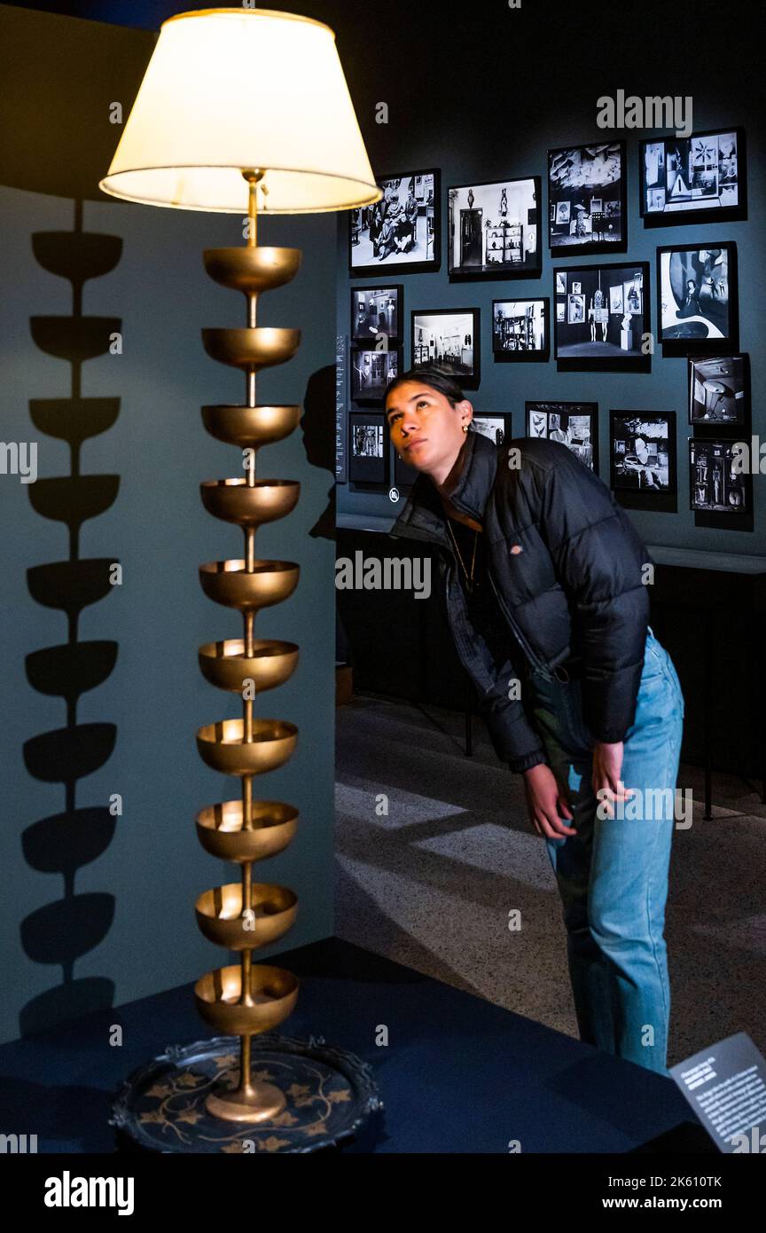 London, UK. 11th Oct, 2022. Champagne Lamp, 1938 Salvador Dali ...