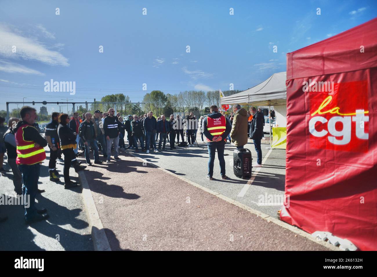 Le Havre, France, October 11, 2022. CGT Trade unionists and employees gather beside the ...