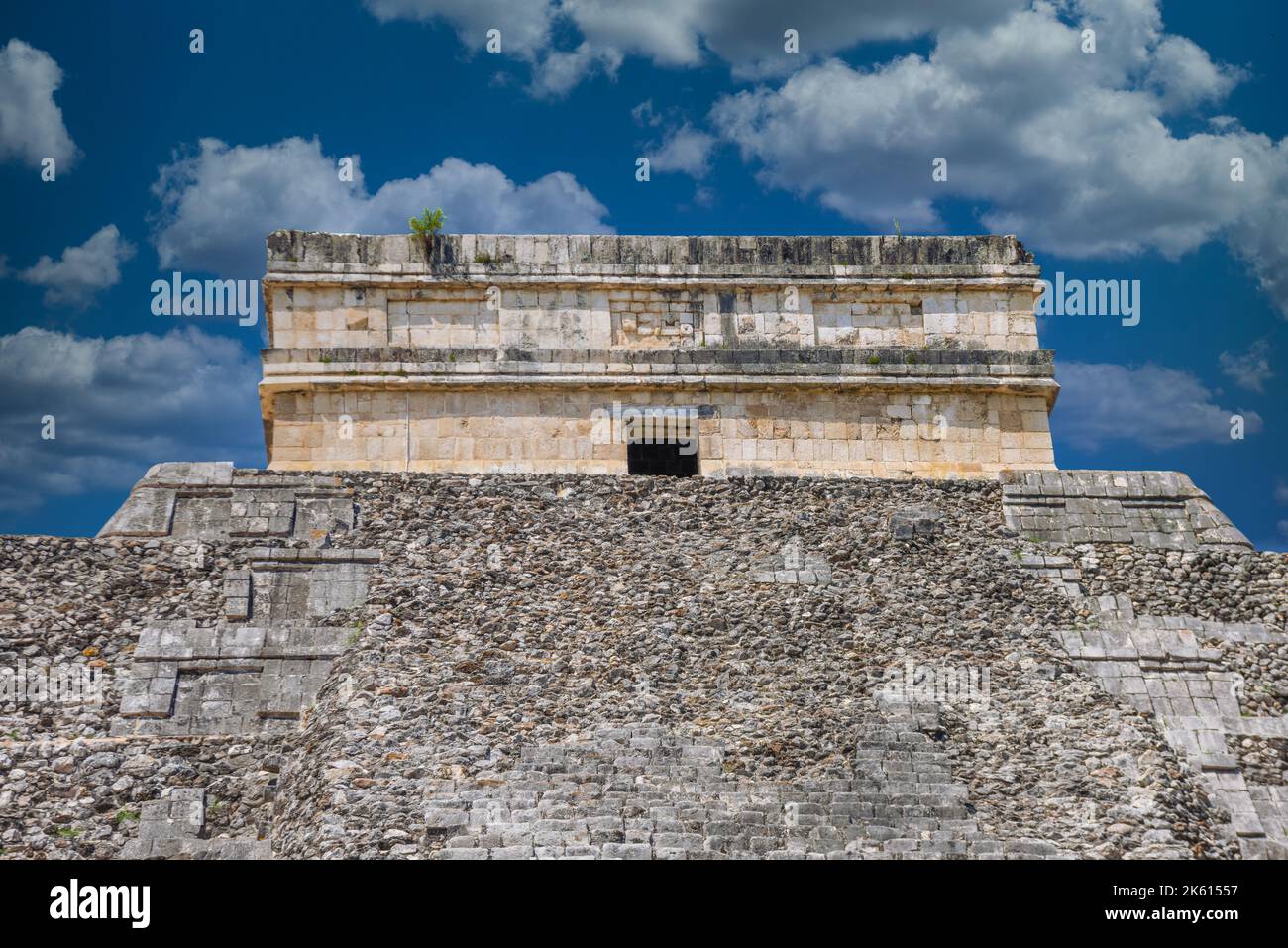 Temple Pyramid of Kukulcan El Castillo, Chichen Itza, Yucatan, Mexico ...