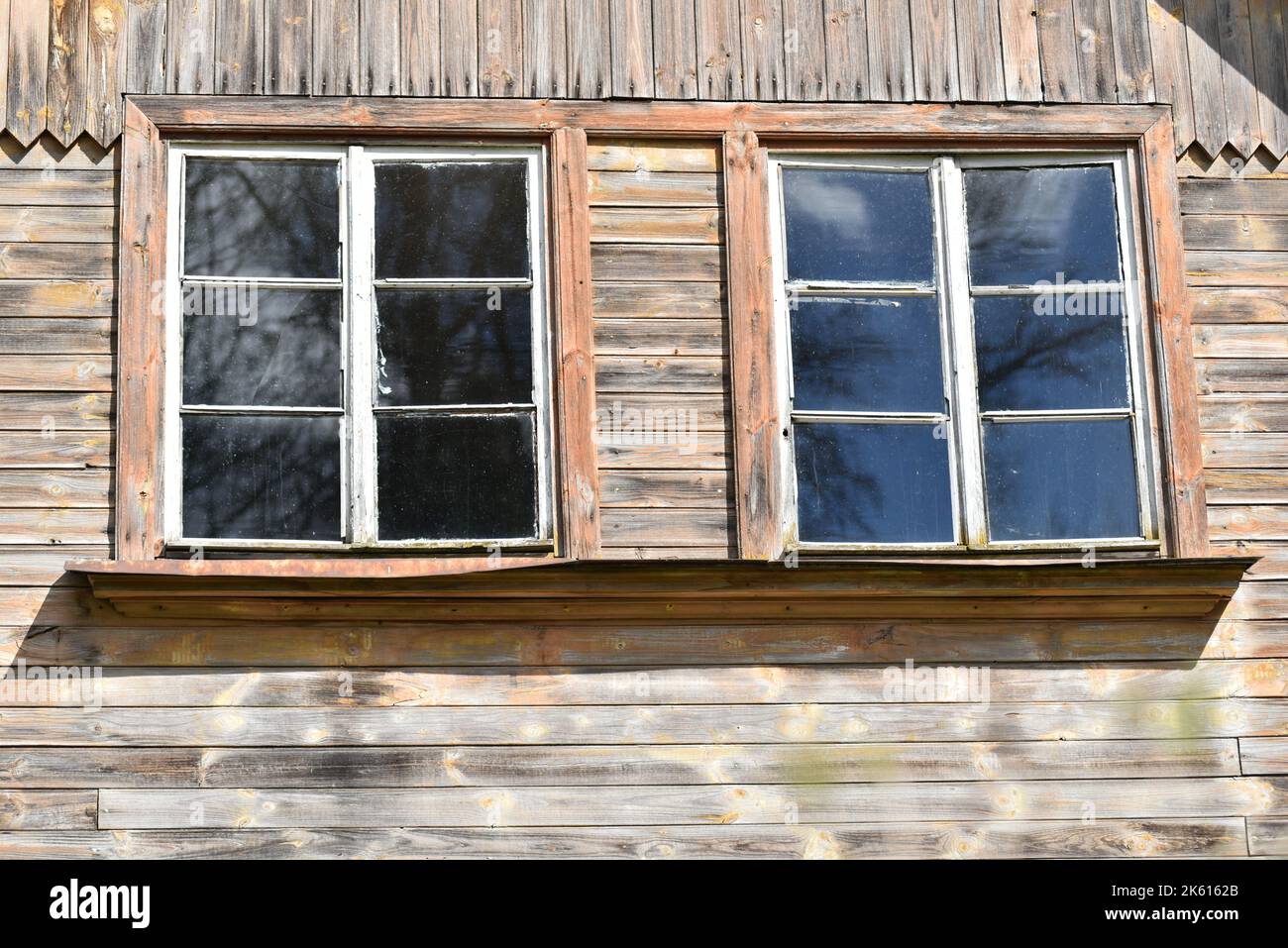 House windows design hi-res stock photography and images - Alamy