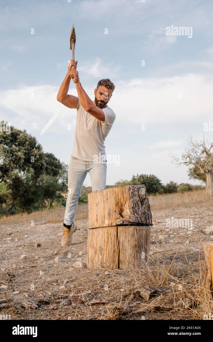 Axe production hi-res stock photography and images - Alamy