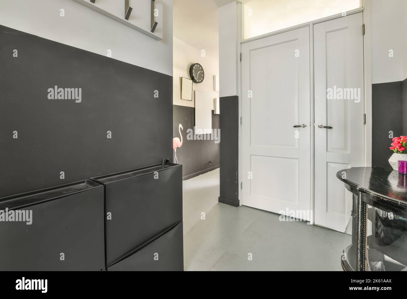 Interior passage way with door in modern house Stock Photo - Alamy