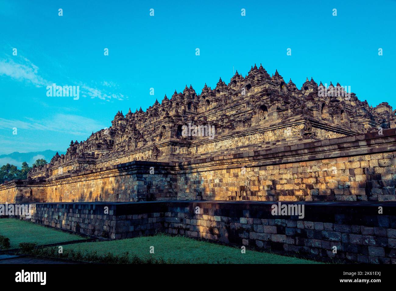 Borobudur Temple: Largest Buddhist Monument In The World near Muntilan ...