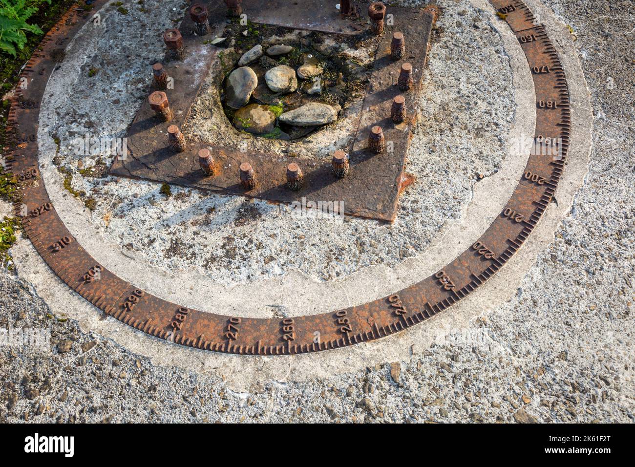 Old gun emplacement ironwork from world war two, Rerwick Head, Orkney ...