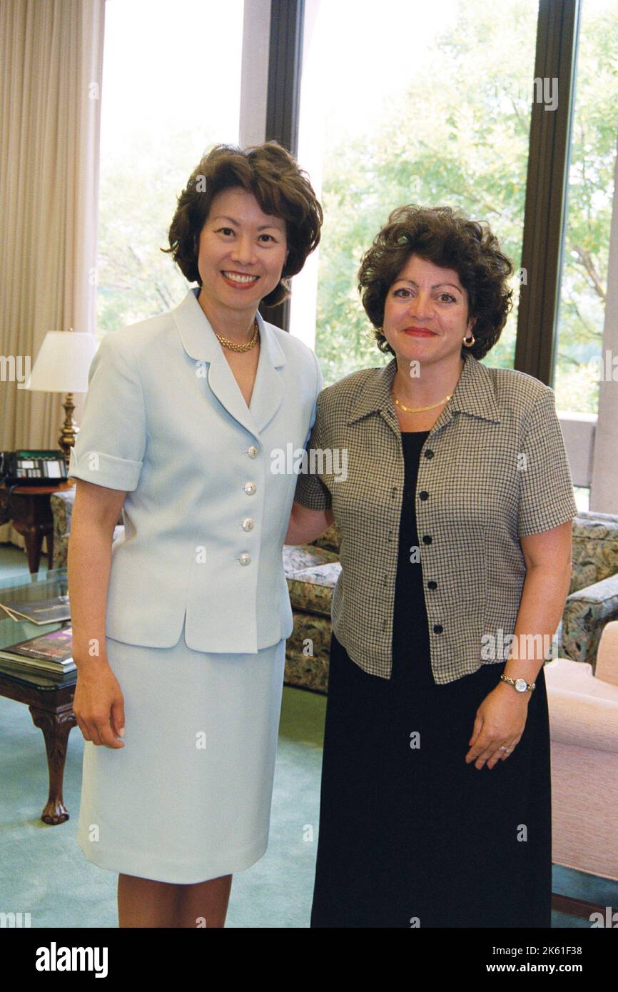 Office of the Secretary - Employee Donna Hart Family Visit with ...