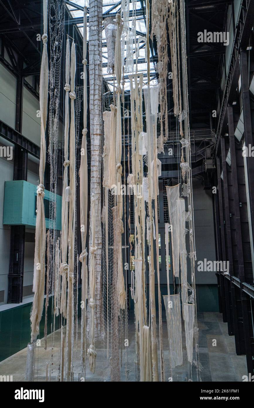 11 October 2022: Cecilia Vicuña, Brain Forest Quipu at Tate Modern ...