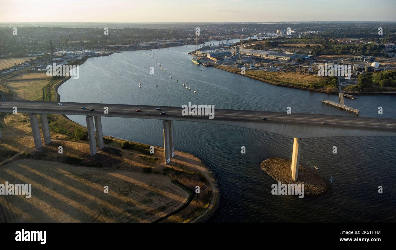 Bridge river suffolk architecture hi-res stock photography and images ...