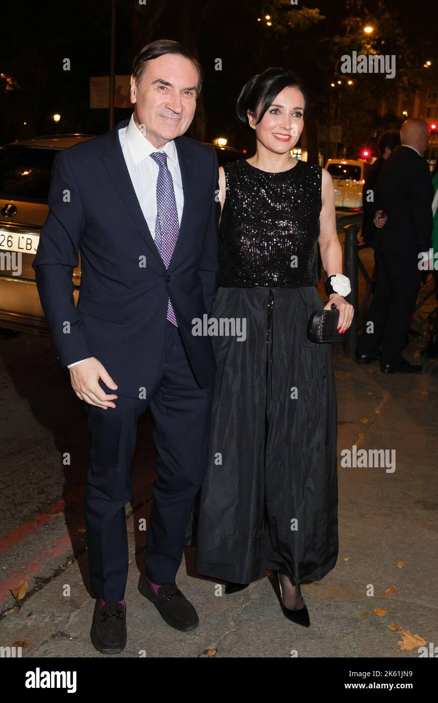 Picasso chanel hi-res stock photography and images - Alamy