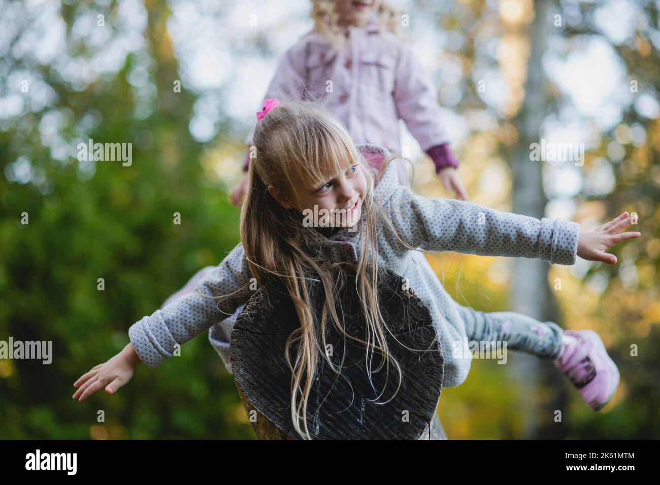 Girls with spread arms hi-res stock photography and images - Alamy