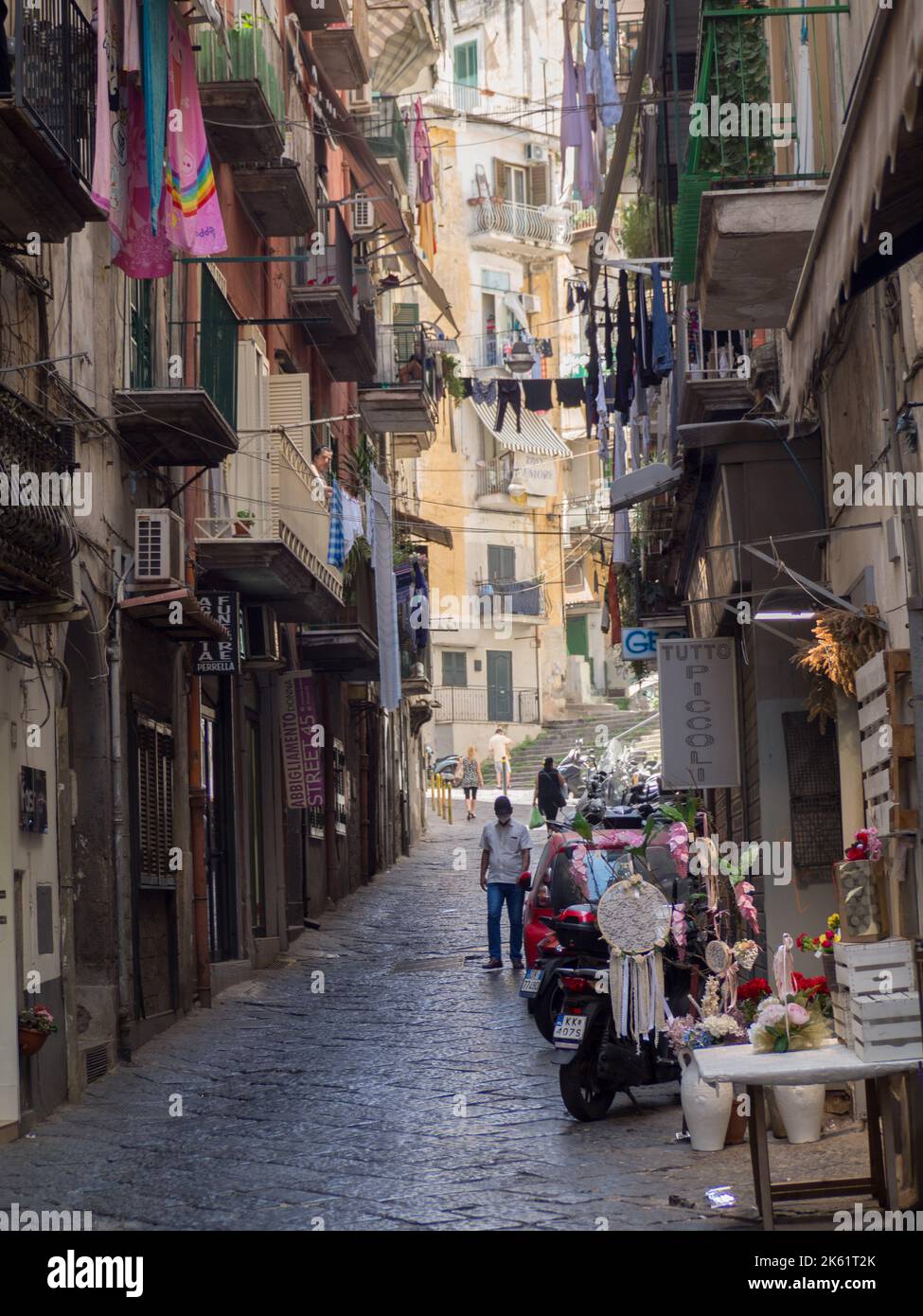 The narrow alleys of the Spanish quarters of Naples, Italy Stock Photo ...