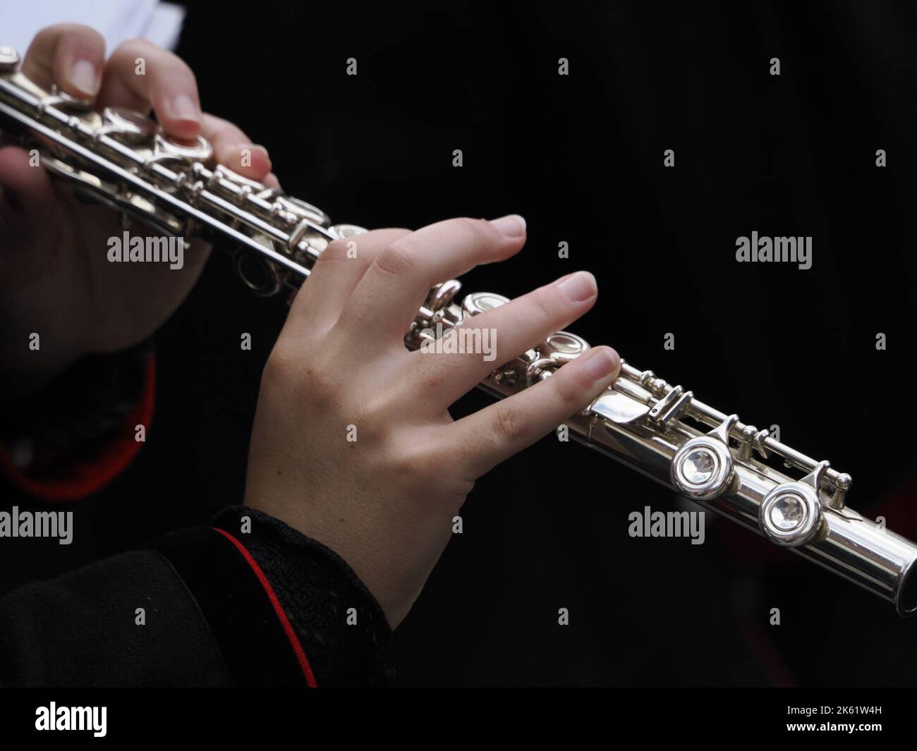Woodwind musician close up hands hi-res stock photography and images ...