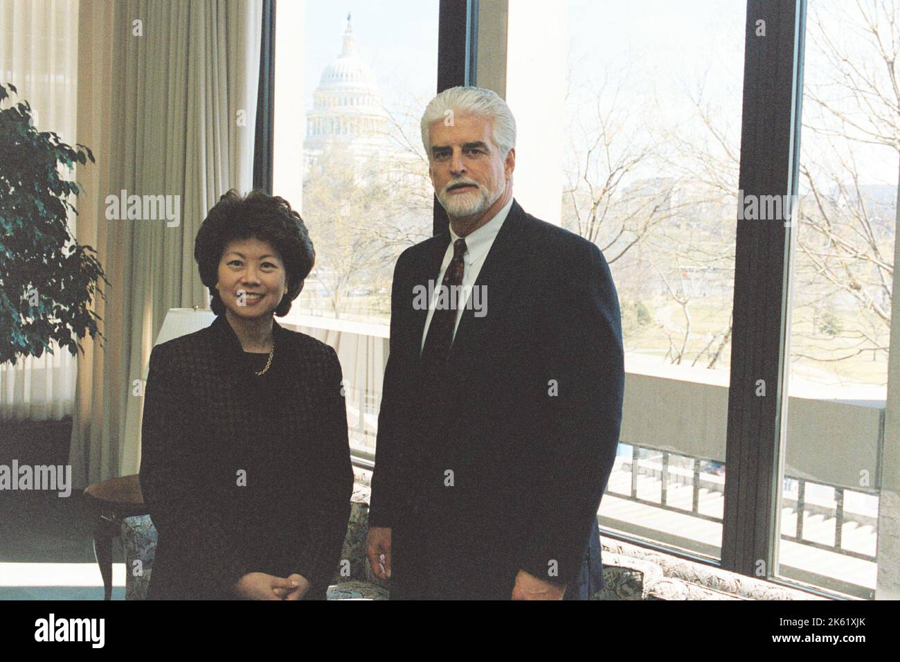 Office of the Secretary - Secretary Elaine Chao with Carpenters and ...