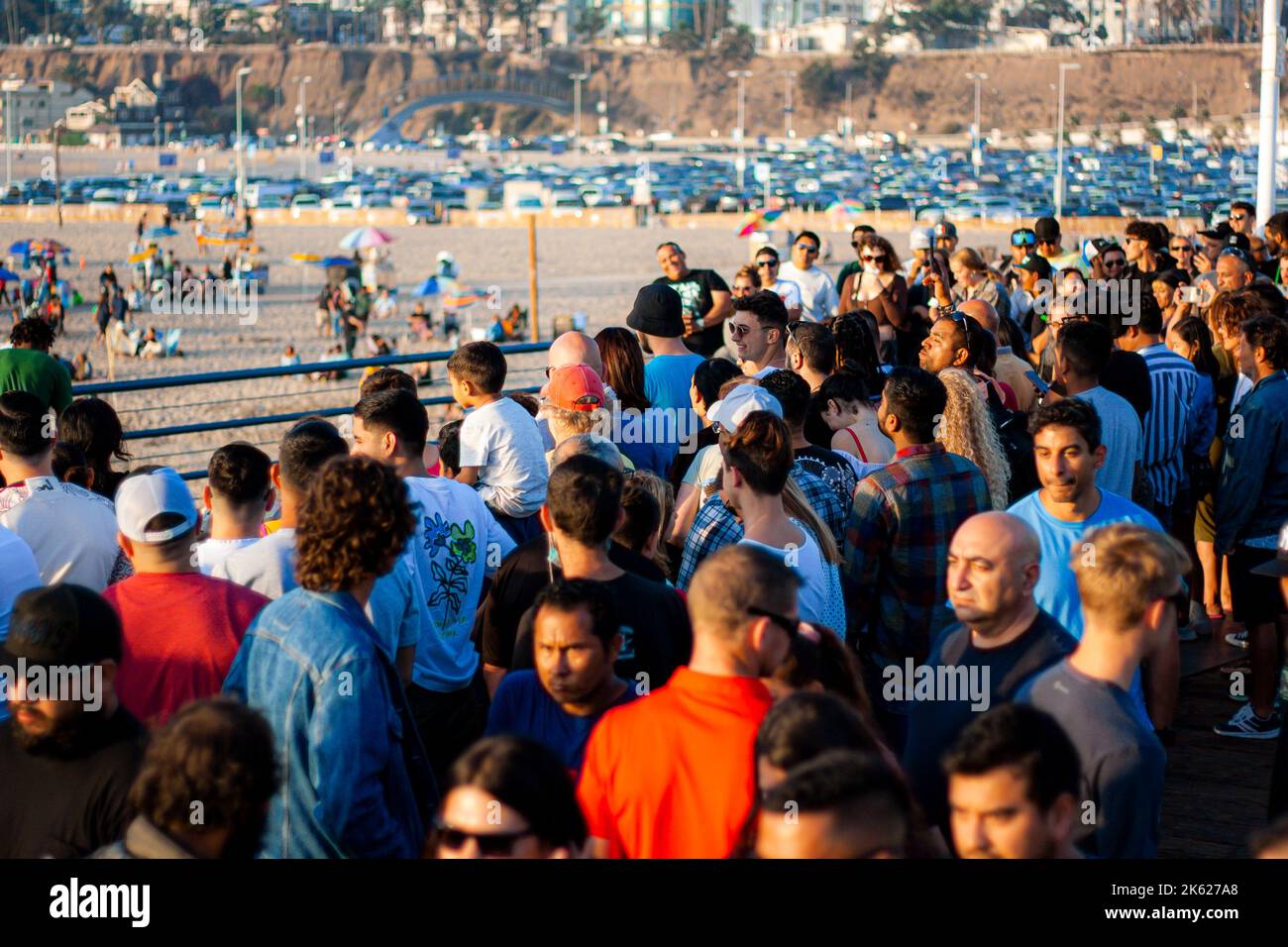 Busy crowded beach beaches crowds crowd hi-res stock photography and ...