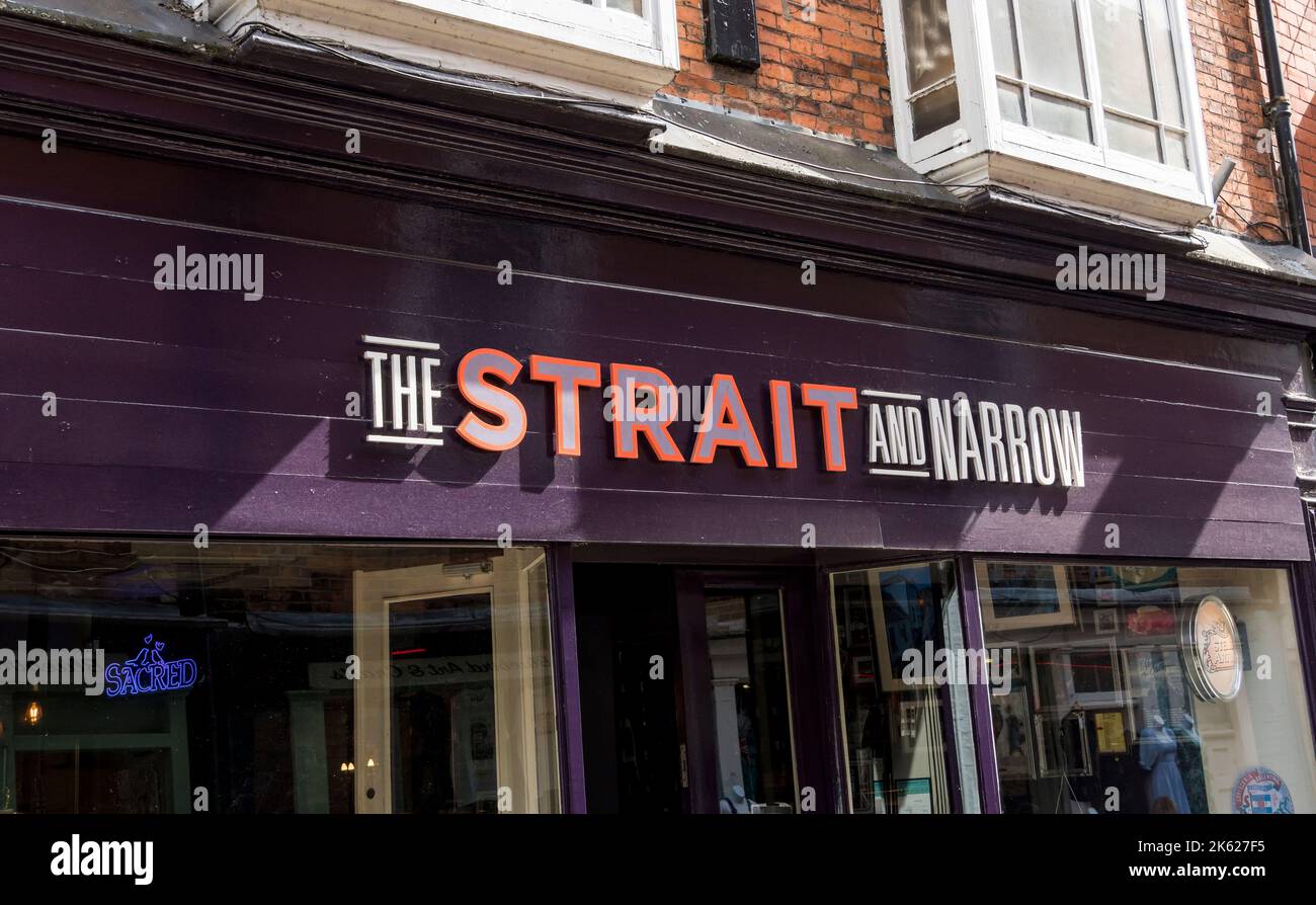 The Strait and Narrow bar, The Strait, Lincoln city 2022 Stock Photo ...