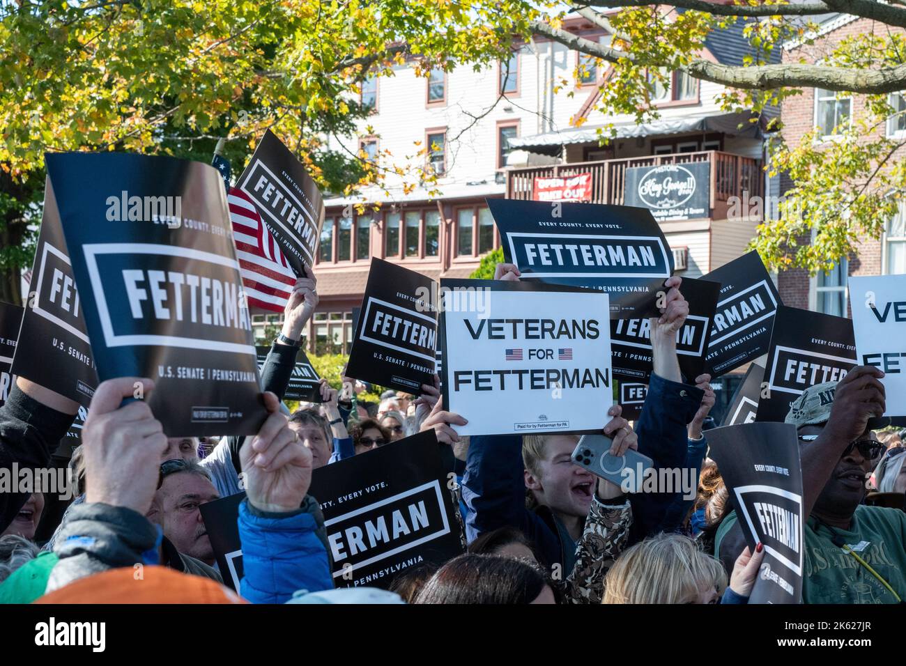 John Fetterman's Pennsylvania rally for the U.S. Senate campaign 2022 ...