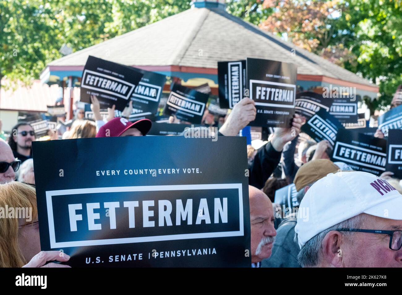 John Fetterman's Pennsylvania rally for the U.S. Senate campaign 2022 ...
