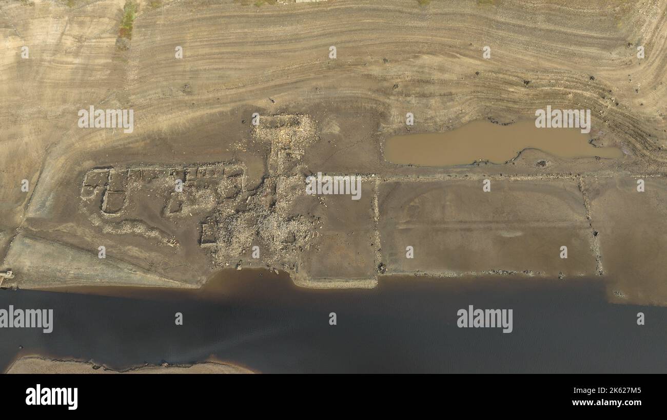 The Drowned Villages under Ladybower Reservoir are exposed after a long ...