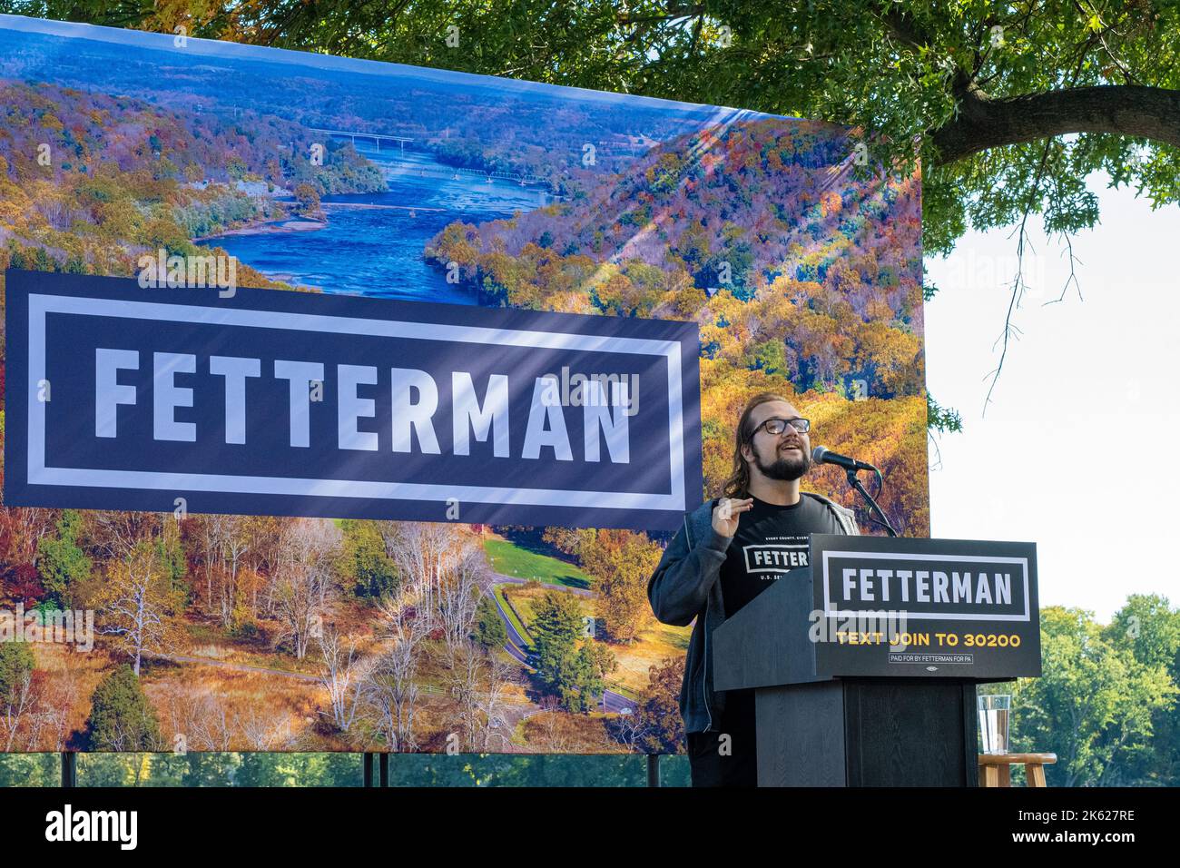 John Fetterman's Pennsylvania rally for the U.S. Senate campaign 2022 ...
