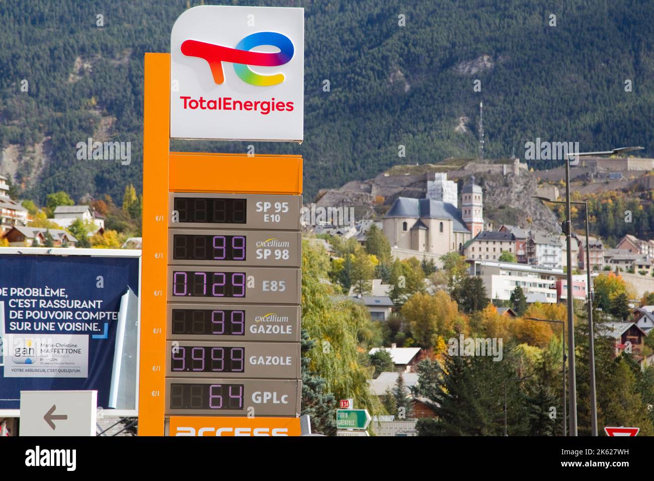 Fuel prices on a panel, France on October 10, 2022. Following the ...
