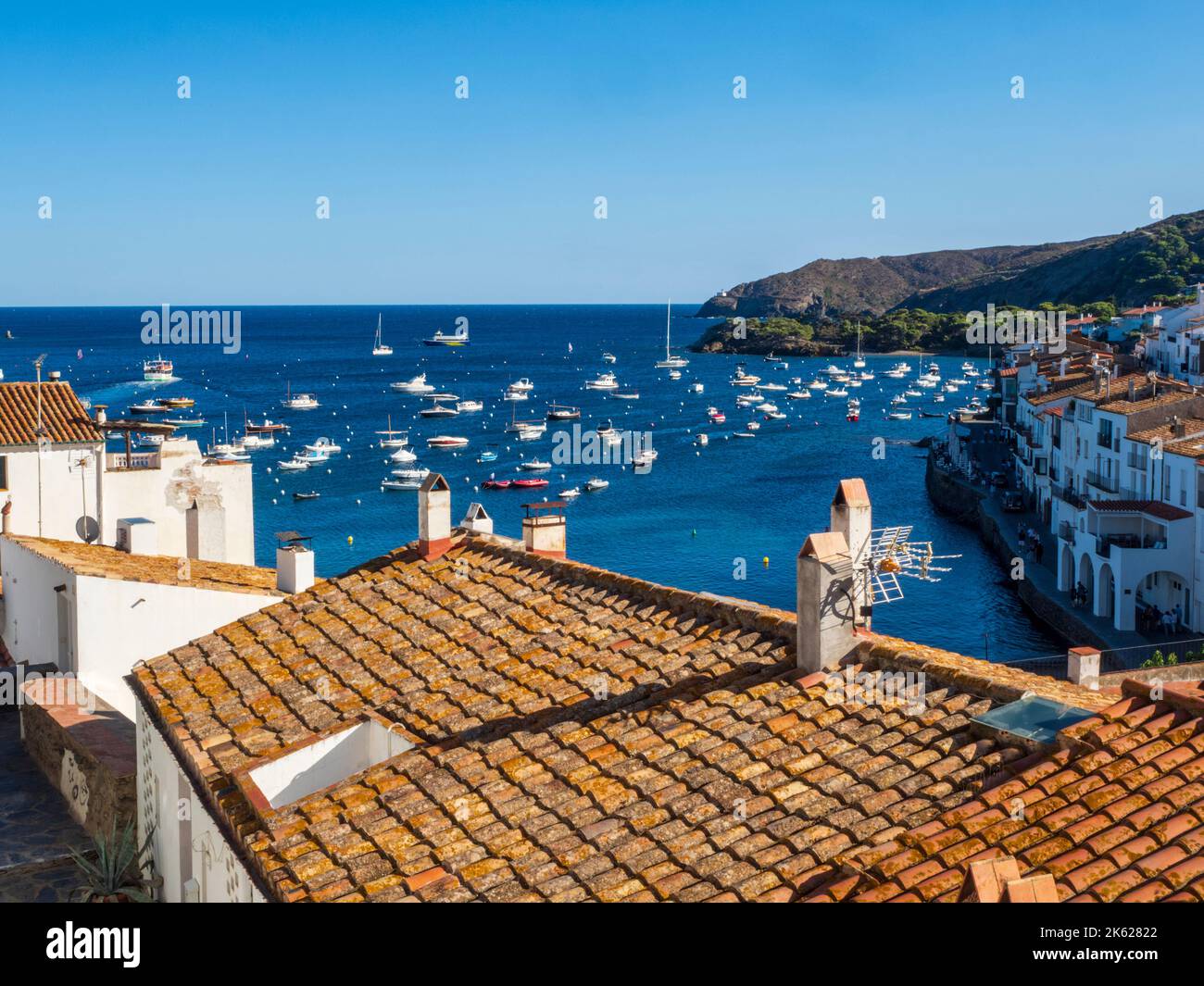 Bay of cadaques hi-res stock photography and images - Alamy