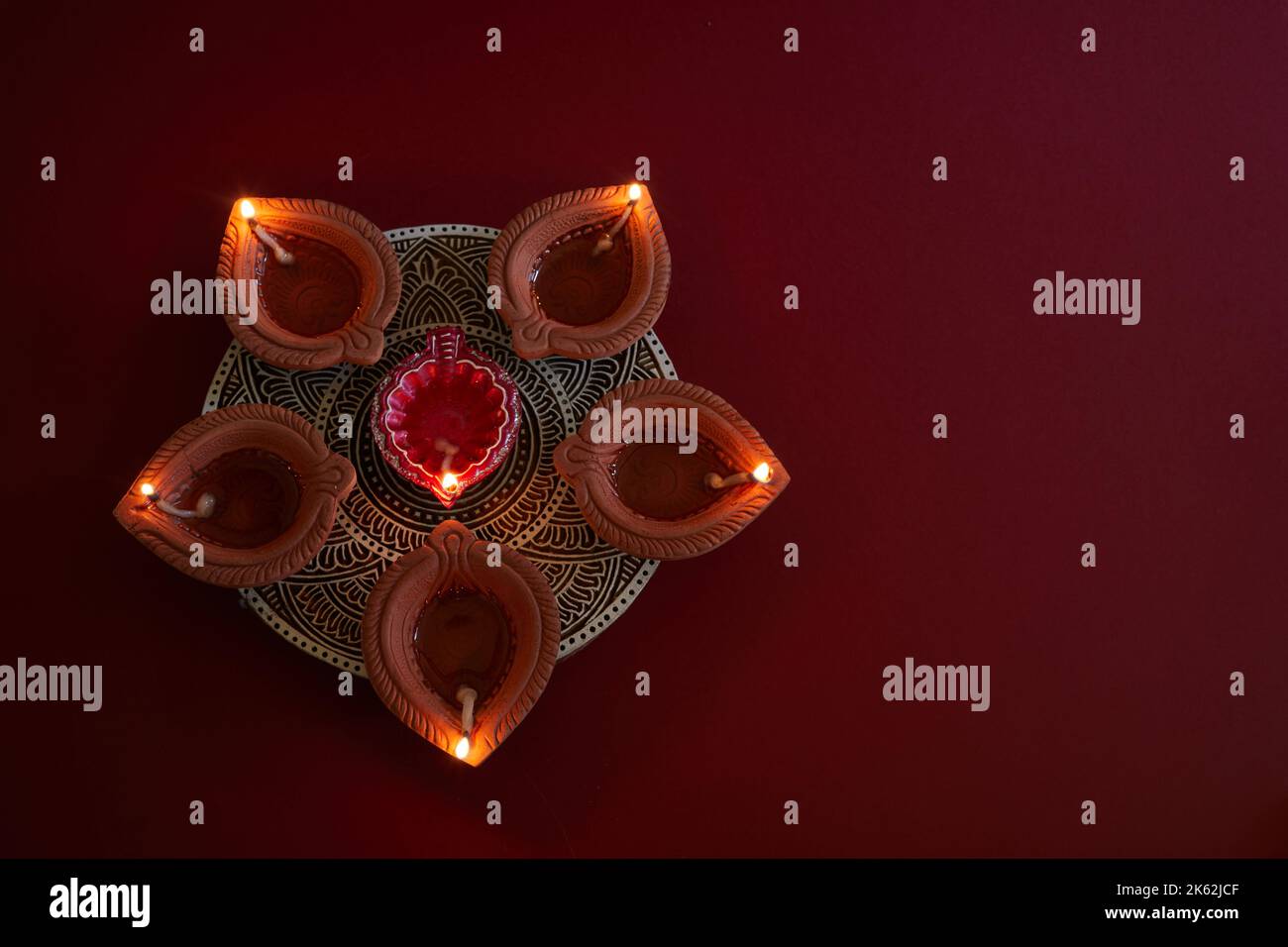 Diwali diya hi-res stock photography and images - Alamy