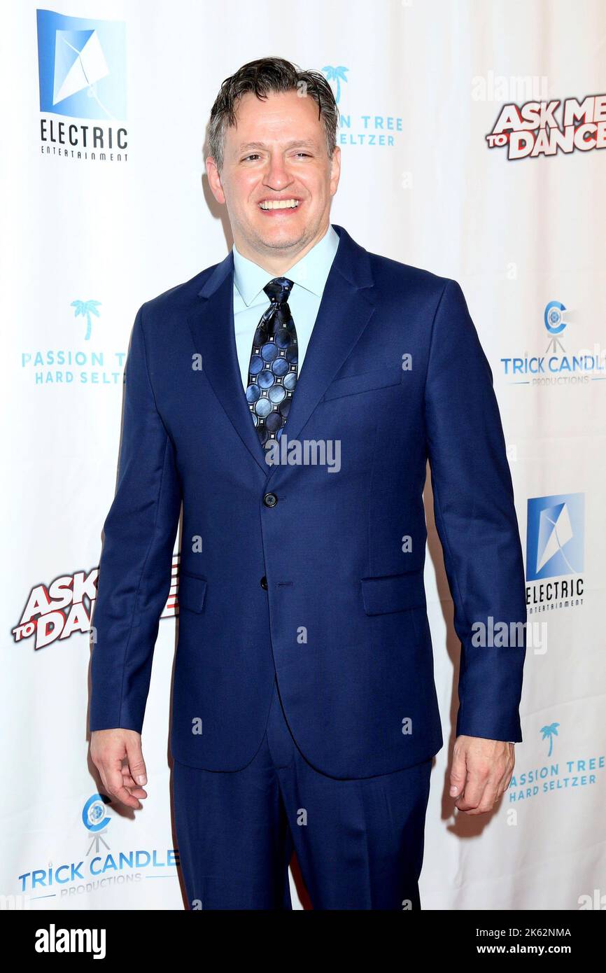 Los Angeles, CA. 6th Oct, 2022. Tom Malloy at arrivals for ASK ME TO ...