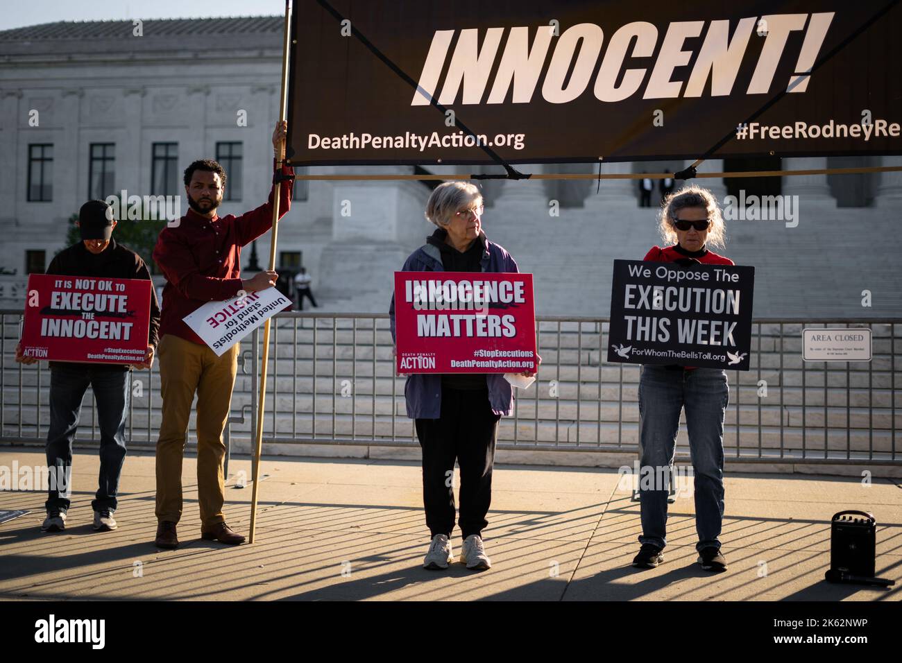 Death penalty protest washington hi-res stock photography and images ...
