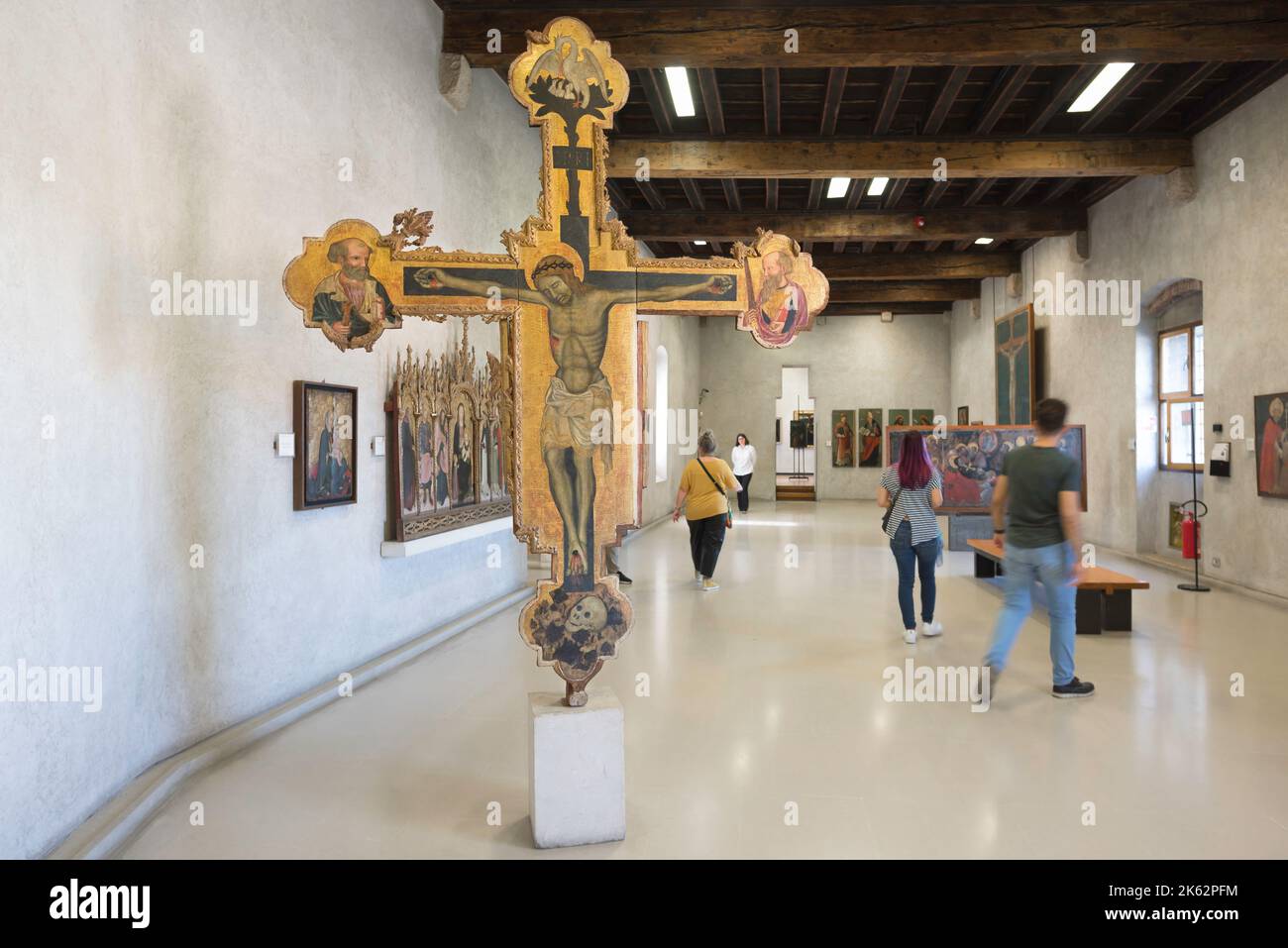 Medieval crucifixion hi-res stock photography and images - Alamy