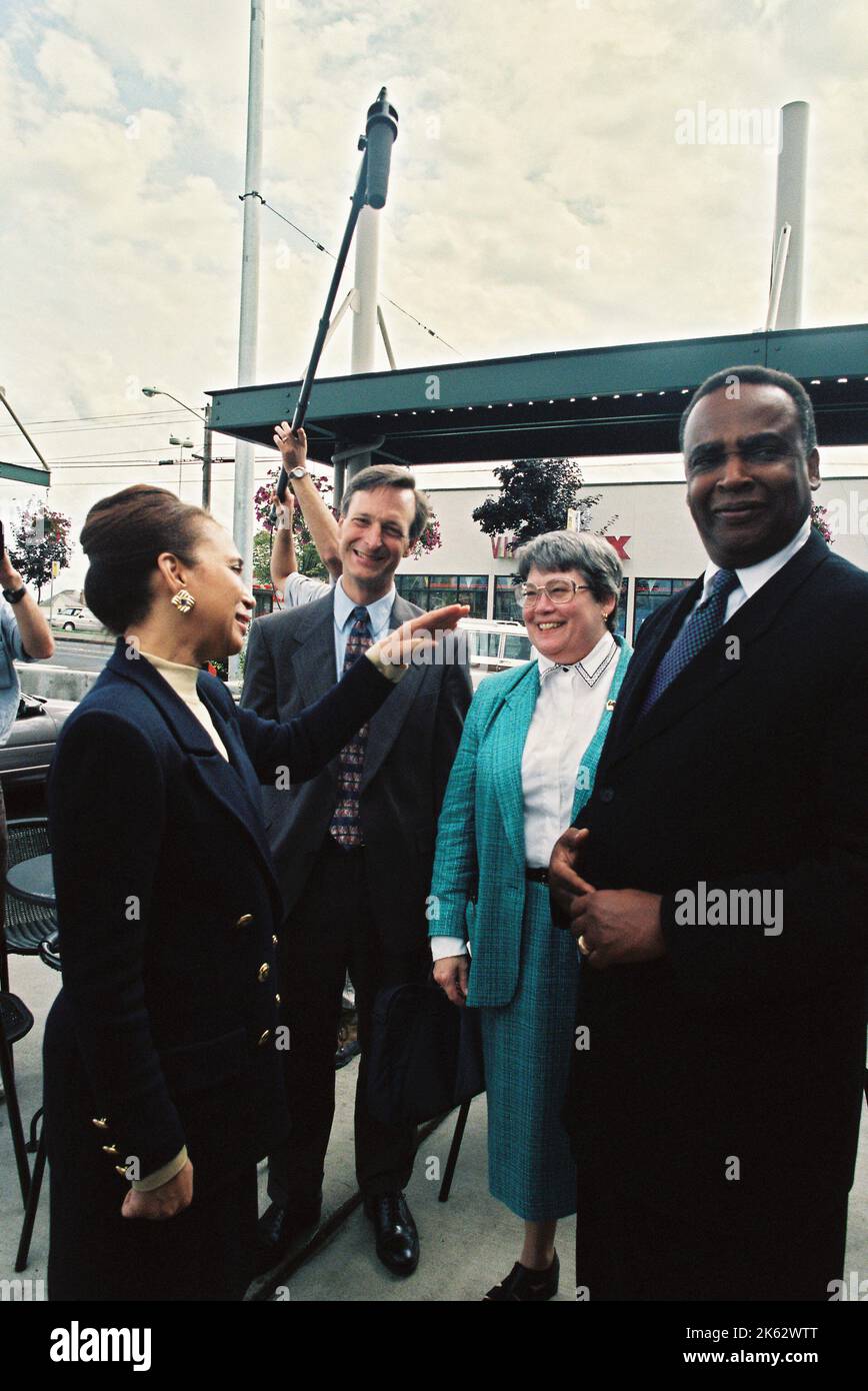 Office of the Secretary - Secretary Alexis Herman in Seattle ...