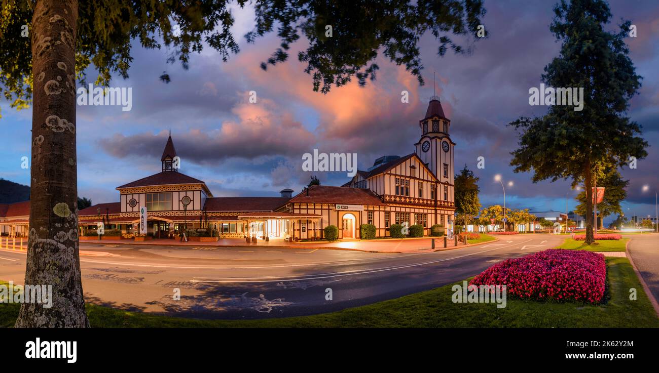 Rotorua Clock Tower, Tourist Information Center, Nord Island, New ...