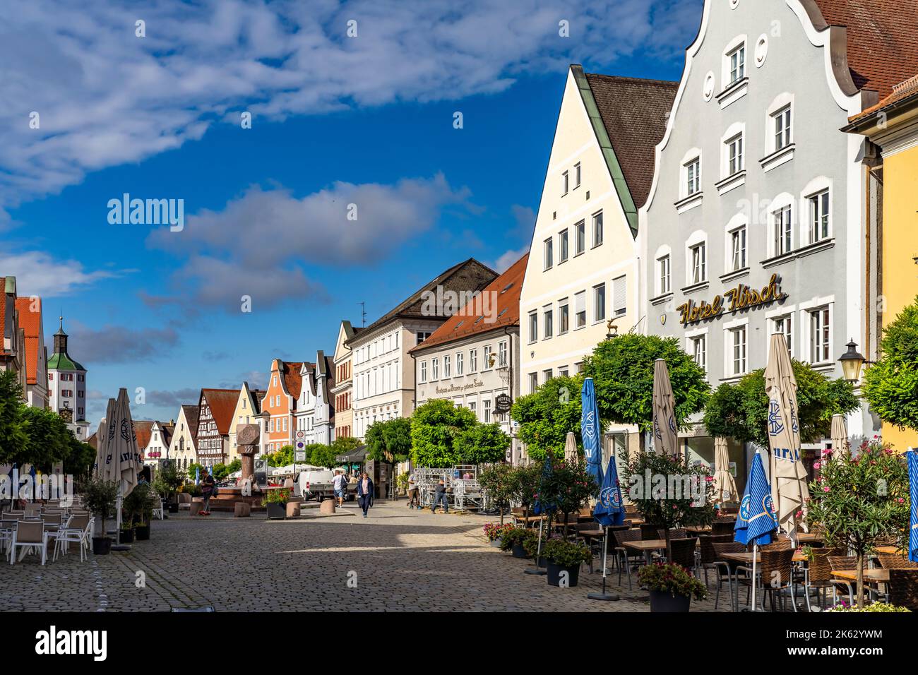 Der Marktplatz in der Altstadt von Günzburg, Bayern, Deutschland ...