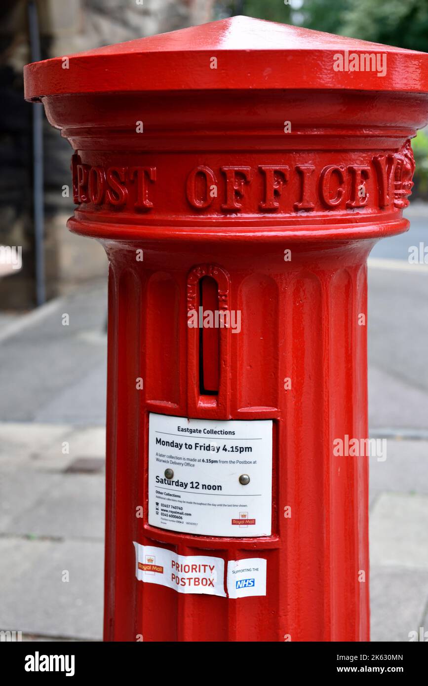 Early Victorian VR red pillar box, post box, cast in shape of Doric ...