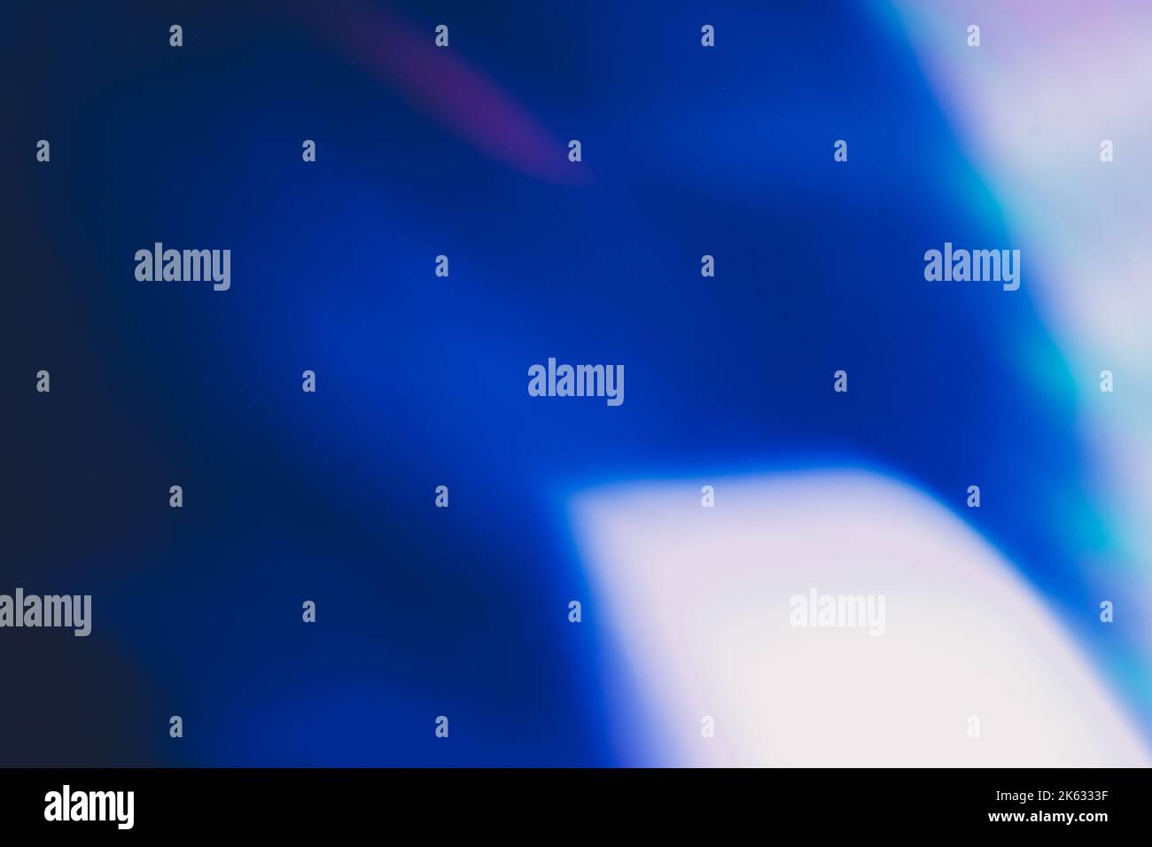 defocused glow overlay lens flare blue white light Stock Photo - Alamy