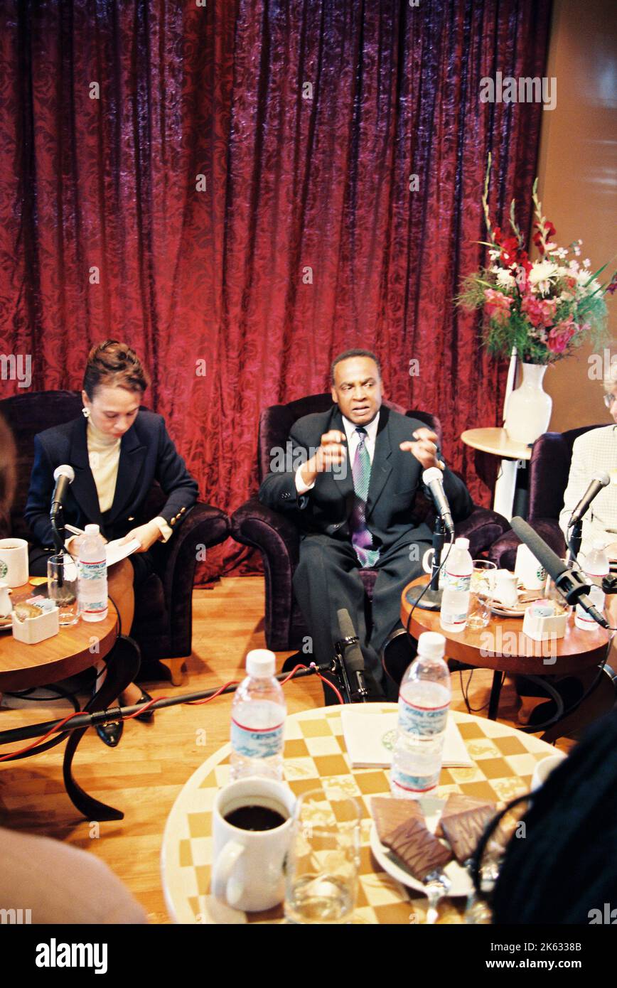 Office of the Secretary - Secretary Alexis Herman in Seattle ...