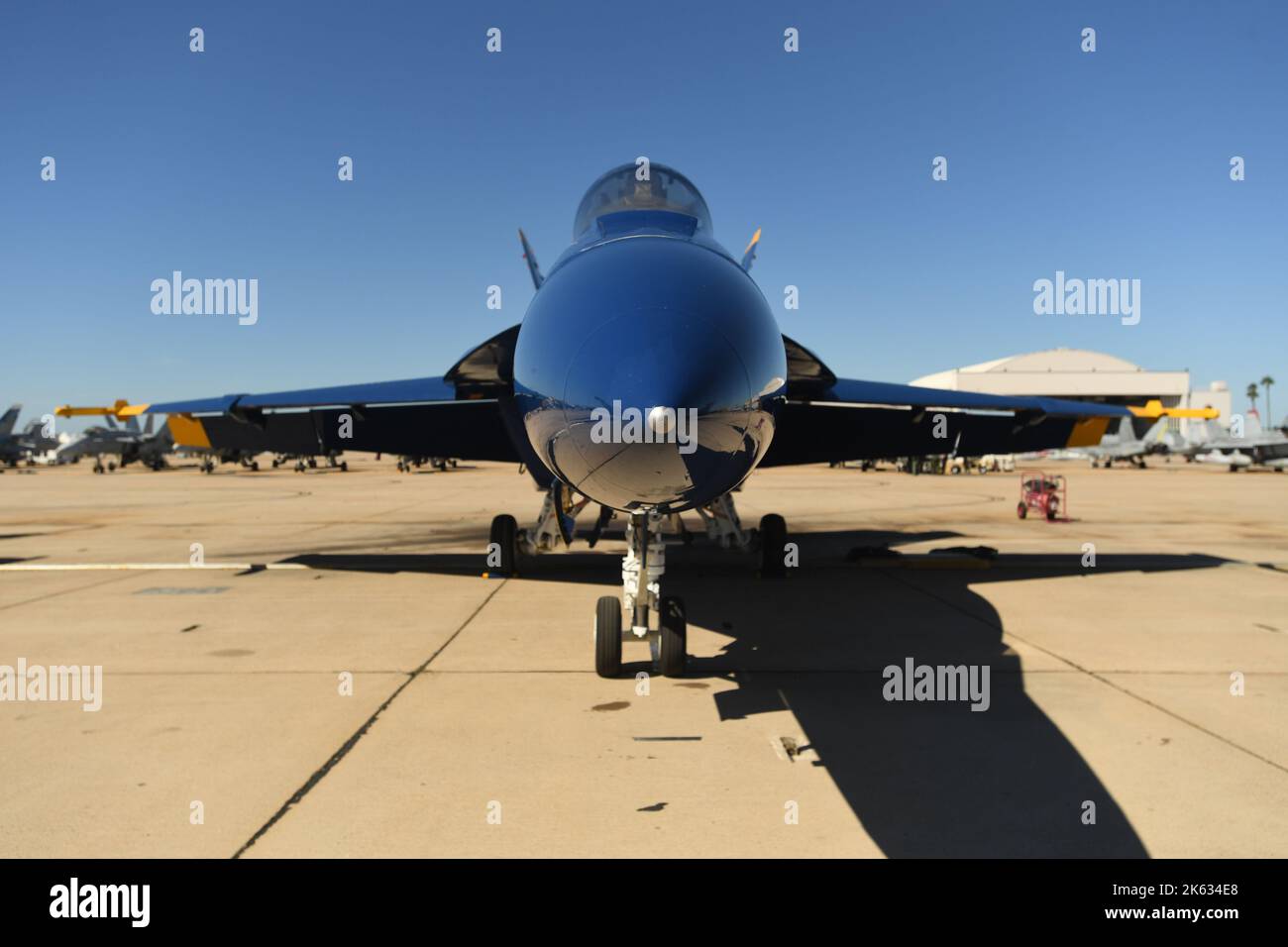 Blue Angel F/A-18E Super Hornet Number 2 nose Stock Photo - Alamy