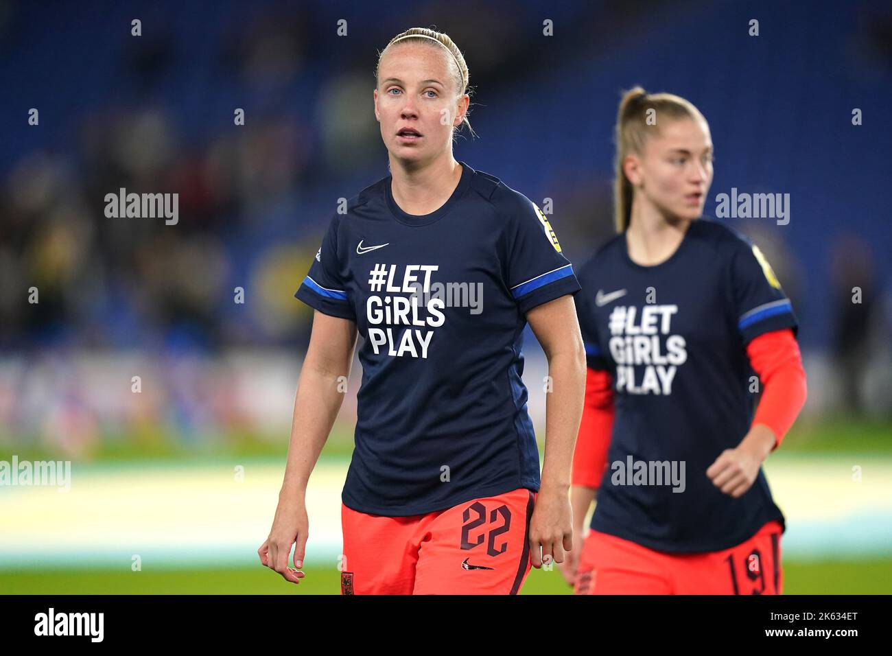 England's Beth Mead (left) and Jess Park warming up prior to kick-off ...