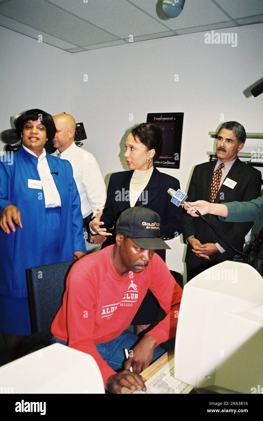 Office of the Secretary - Secretary Alexis Herman in Seattle ...