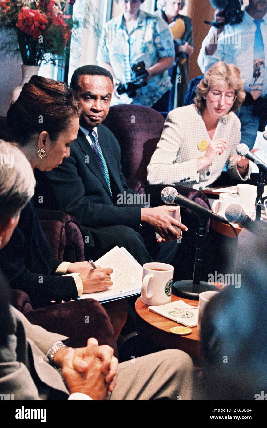 Office of the Secretary - Secretary Alexis Herman in Seattle ...