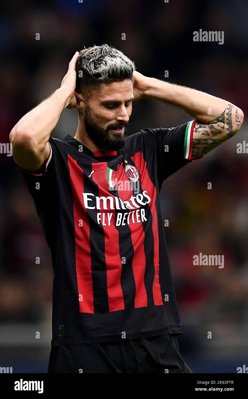 Olivier giroud of chelsea fc hi-res stock photography and images - Alamy
