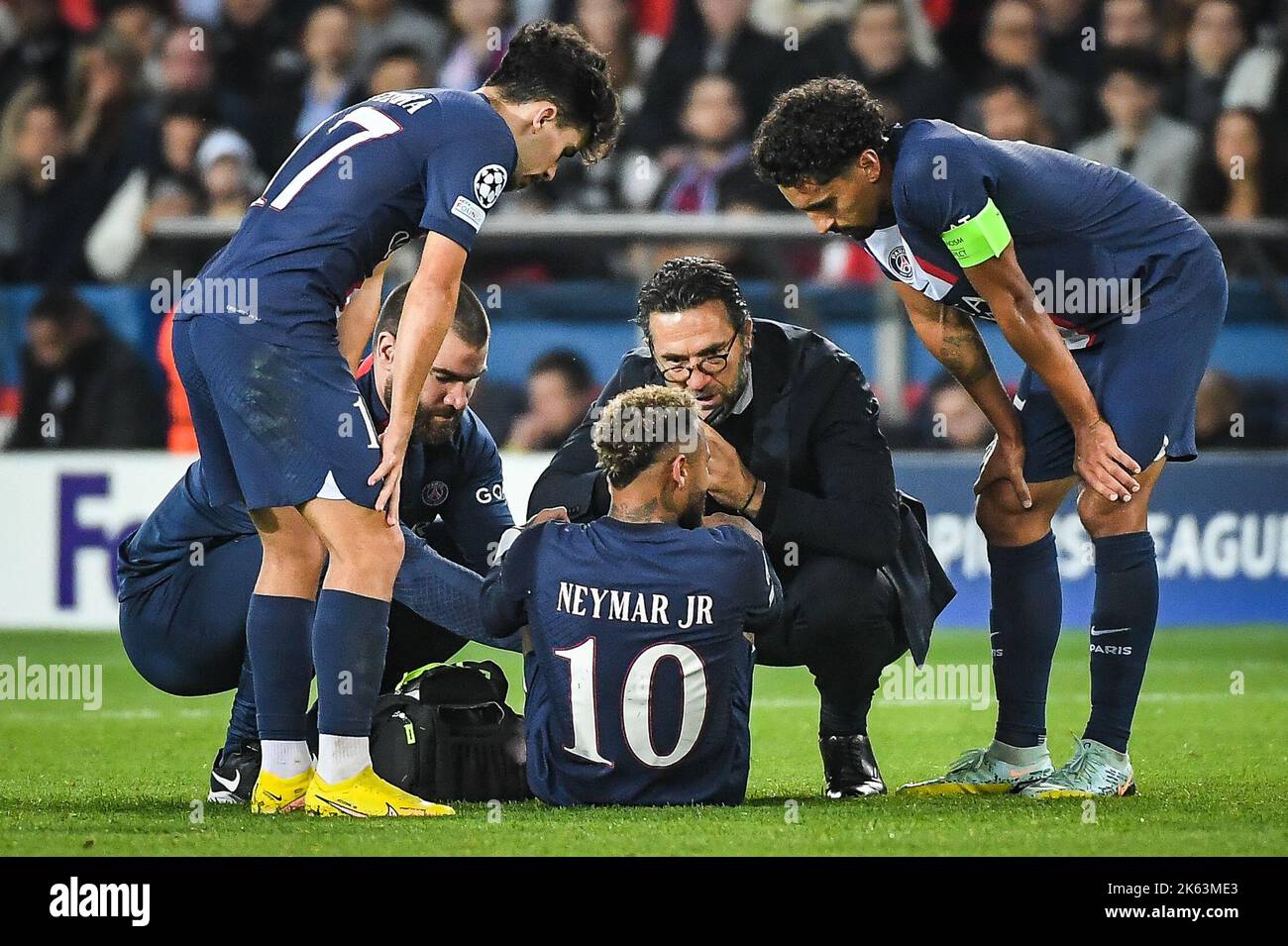 Paris, France. 11th Oct, 2022. NEYMAR JR of PSG looks dejected ...