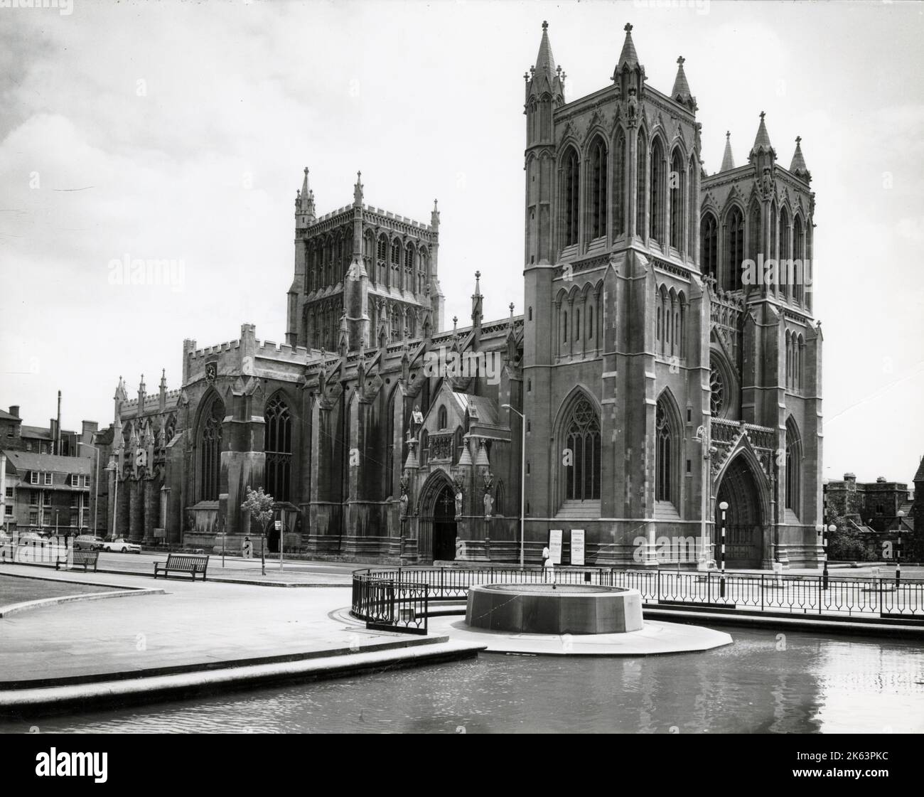 1960s church building hi-res stock photography and images - Alamy