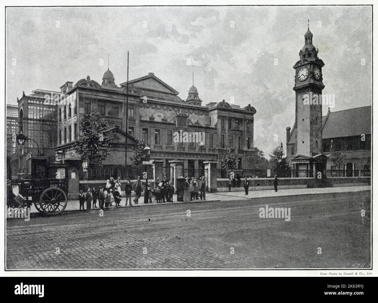 Exterior of People's Palace in Mile End Road, East London Stock Photo ...