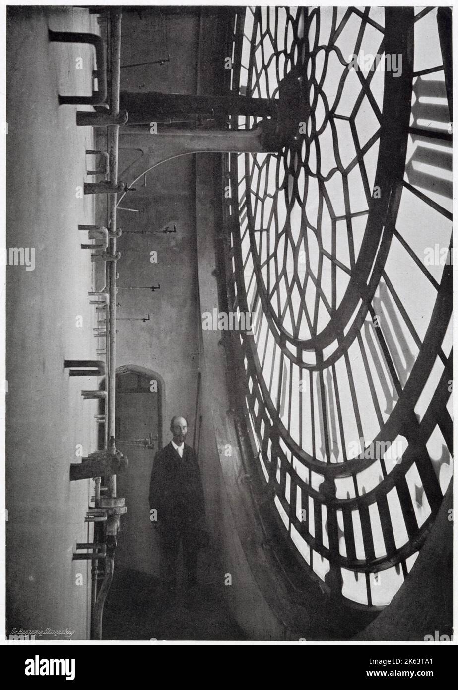 Londons famous clock hi-res stock photography and images - Alamy