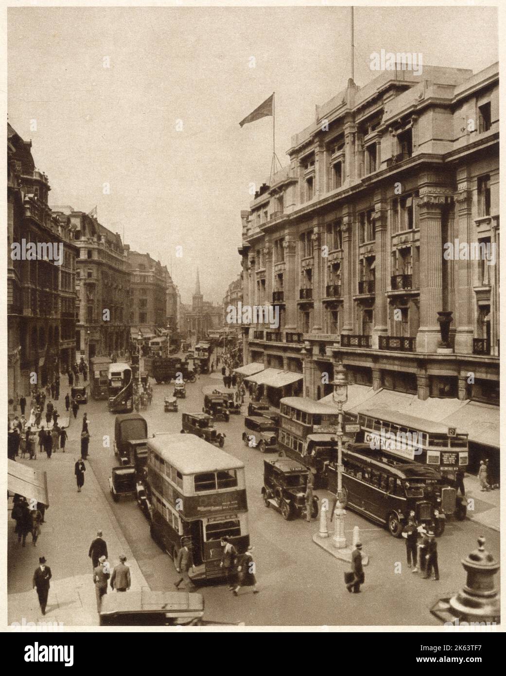 Regent street london 1930s hi-res stock photography and images - Alamy